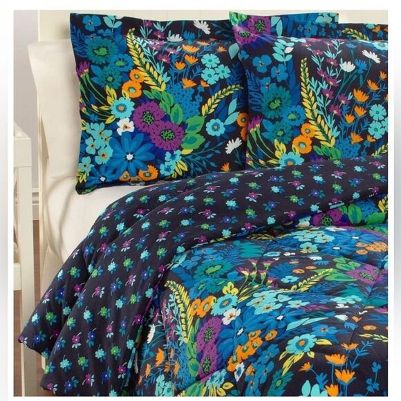 Vera Bradley | Bedding | Verabradley Reversible Comforter Set Fullqueen ...